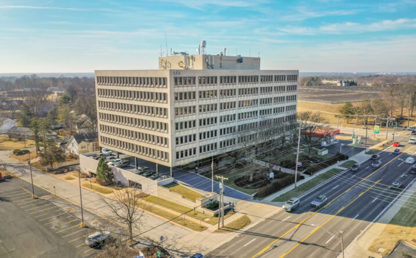 Shapiro Corporate Headquarters, St. Louis, Missouri